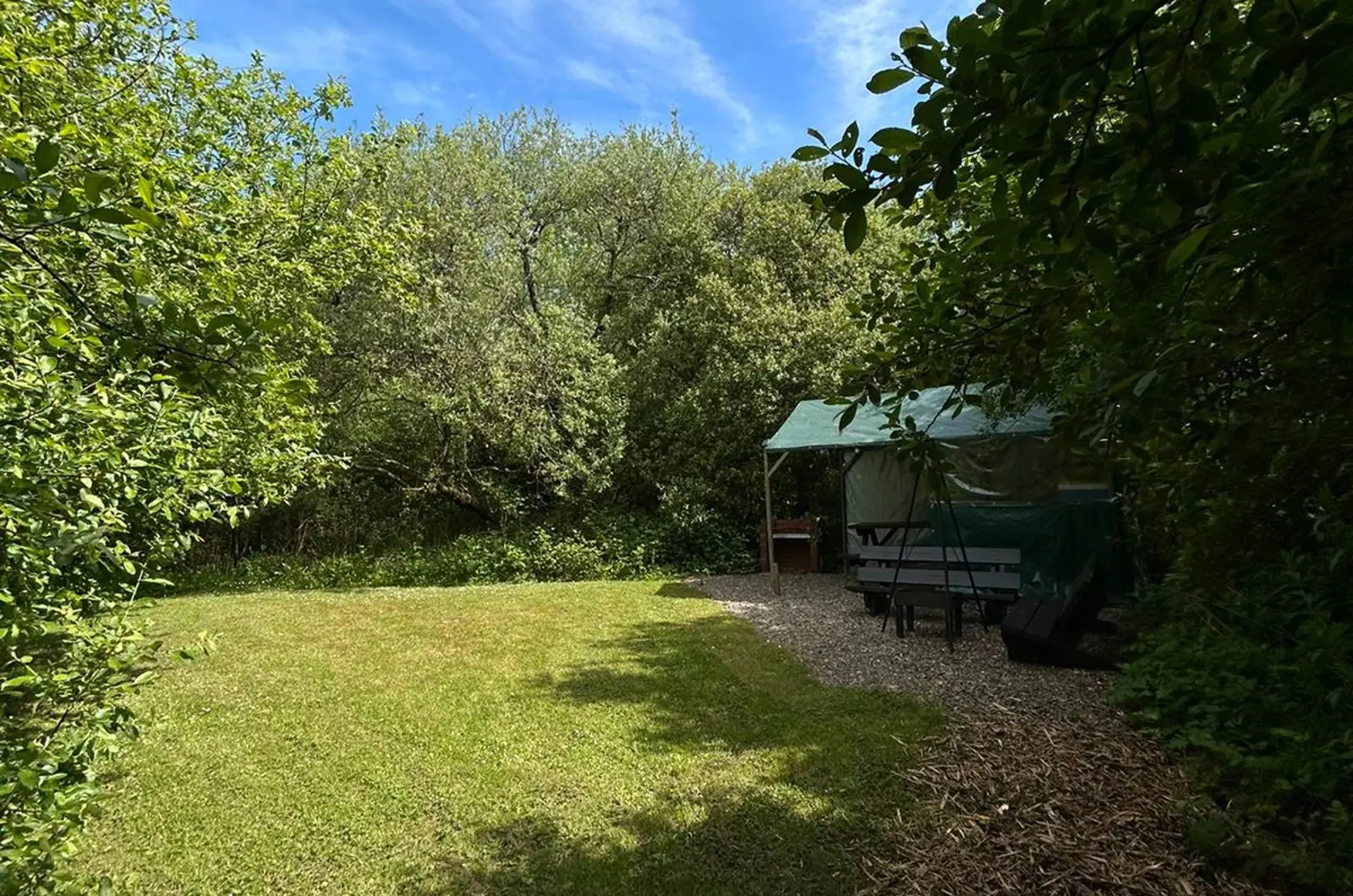 Beautiful private camping pitches - Florence Springs, Tenby